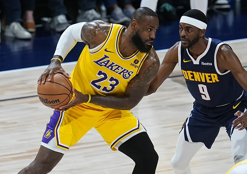 Lebron James Da A Luz Enfermo Após Alta De Bronny, LeBron James Volta