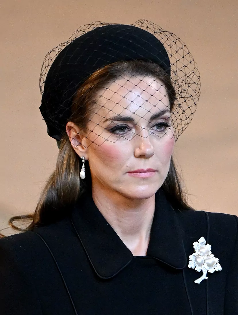 Joyas De La Corona De La Reina Isabel Ii Joyas De La Reina De