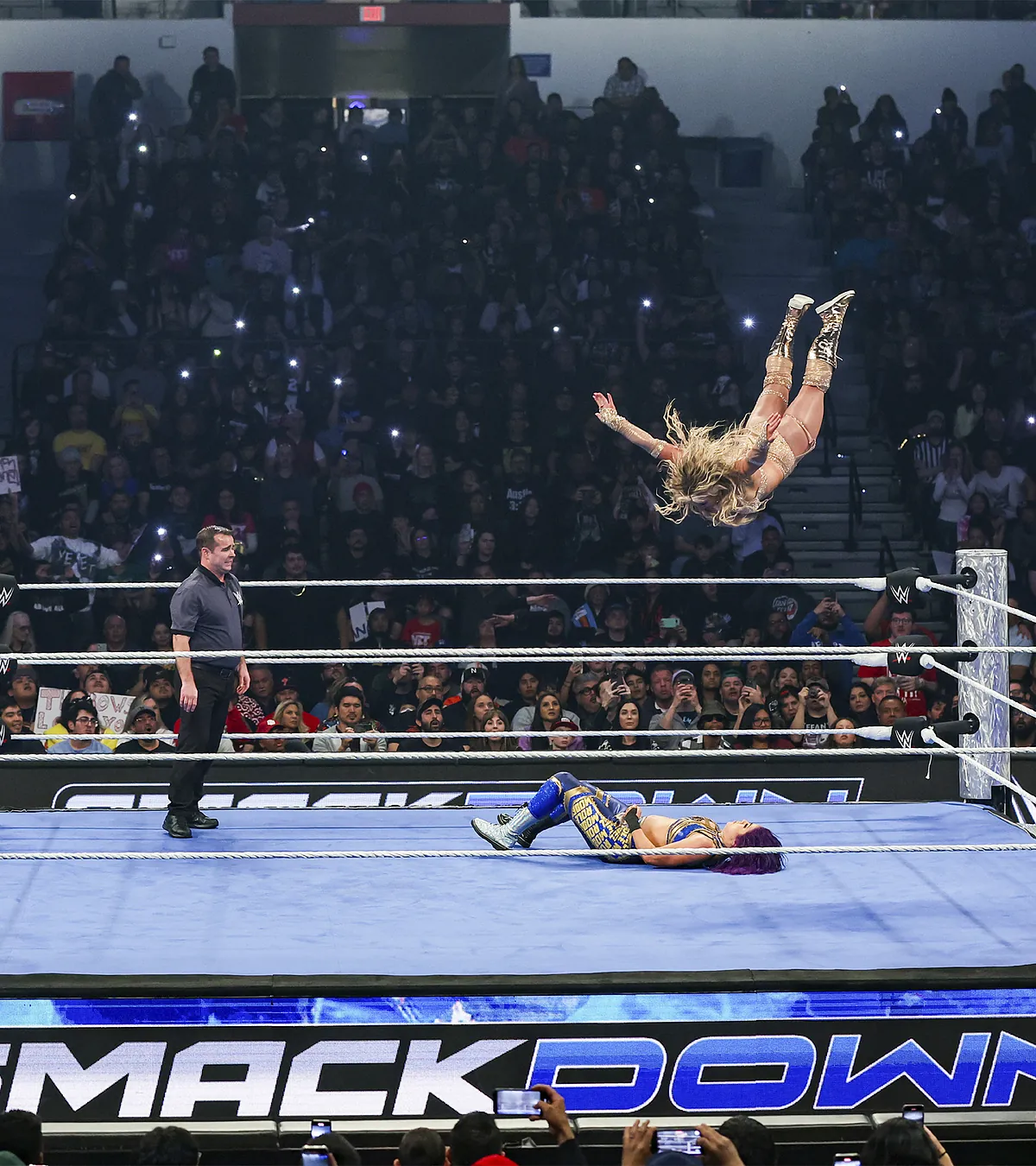 En las tripas del Smackdown de Barcelona: el día que la WWE convirtió ...
