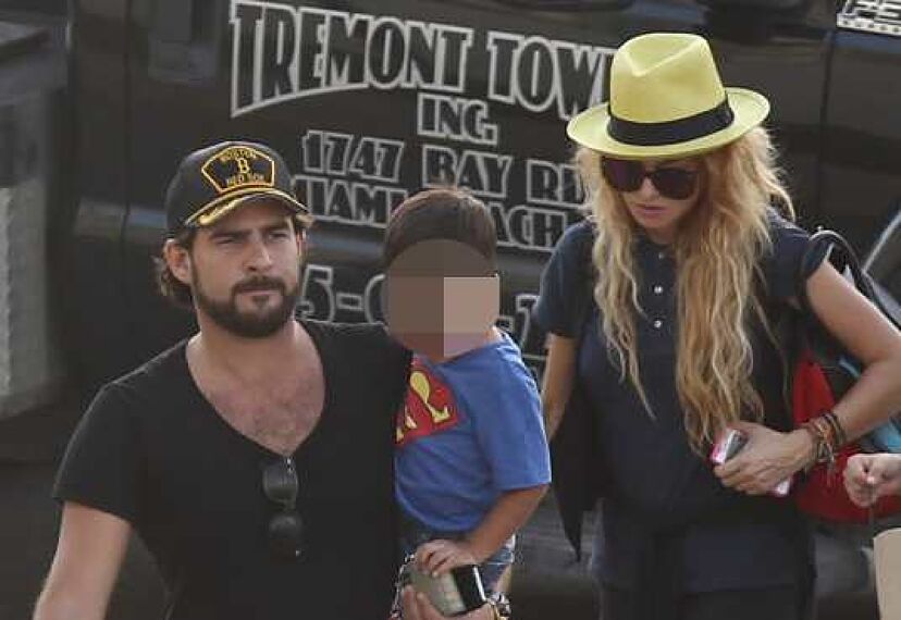 Paulina Rubio Y Gerardo Bazua