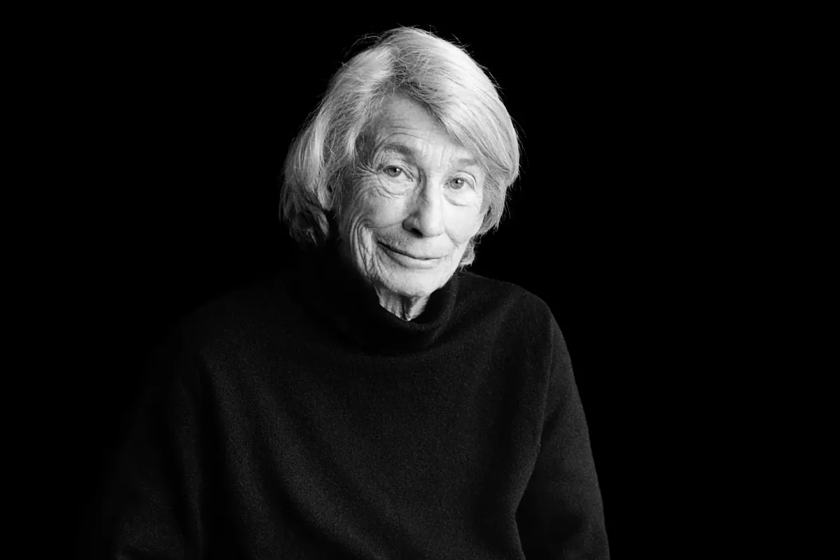 Mary Oliver, una mirada compasiva sobre los rincones de la naturaleza ...