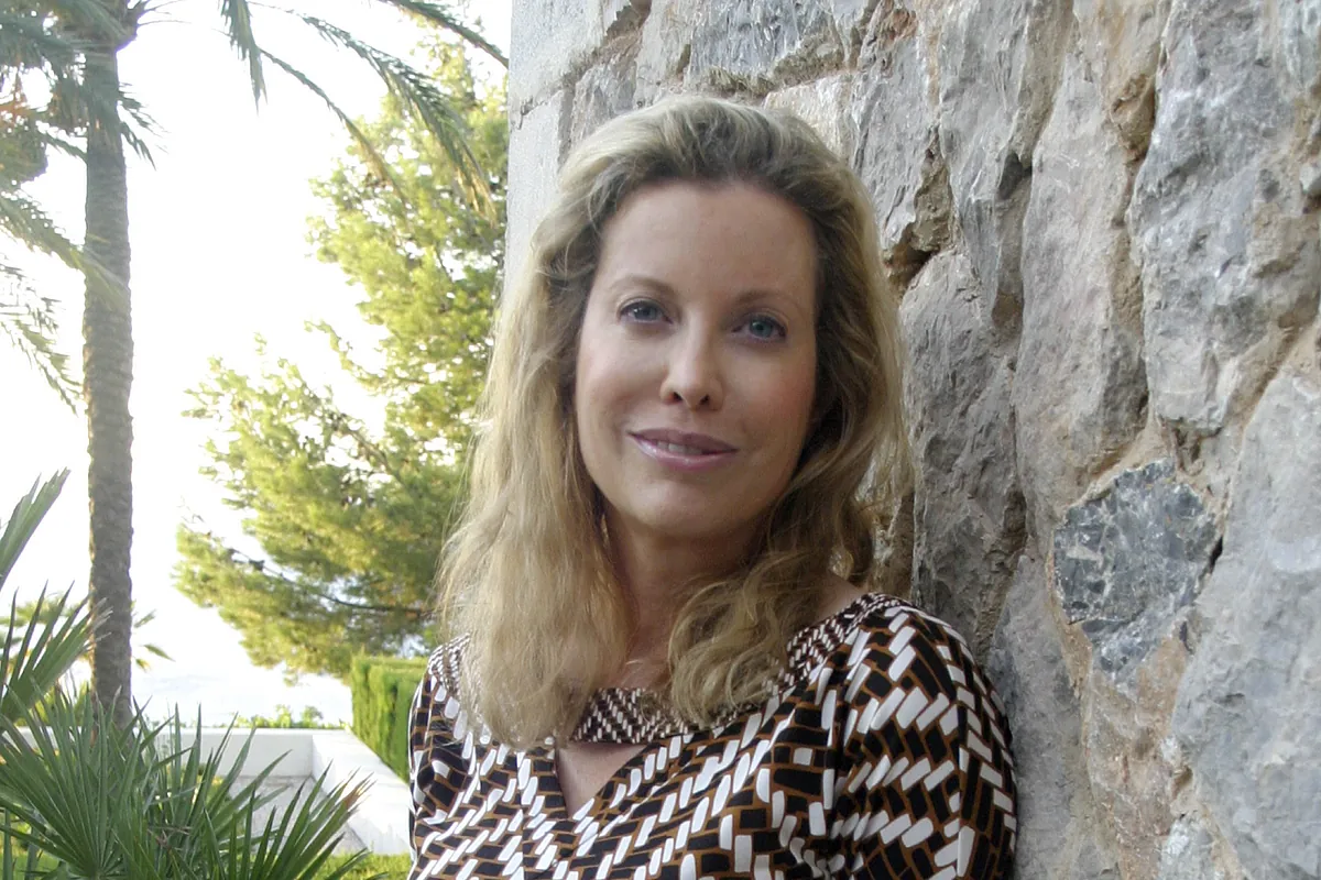 La boda en Gibraltar de Diandra Luker, primera mujer de Michael Douglas ...