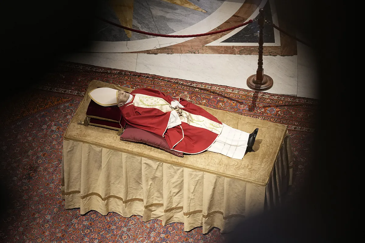 ¿Qué es el catafalco? El elemento que no estará presente en el funeral ...