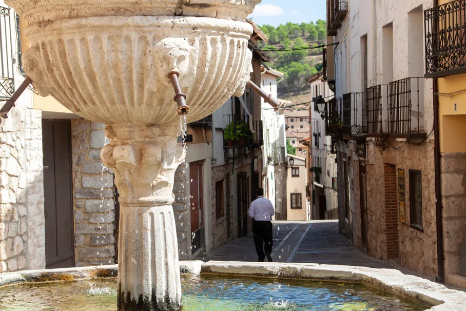 Pastrana: Cuando la miel es la excusa para escaparse a uno de los pueblos más bonitos de España ...