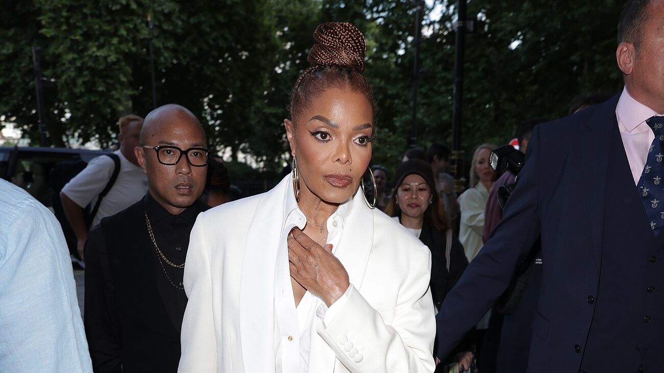 Janet Jackson derrocha elegancia en la noche de gala del Cabaret de ...