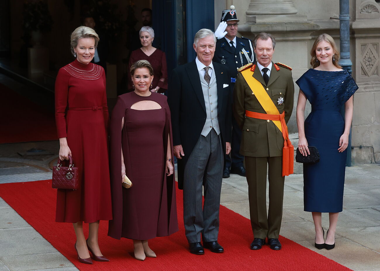 La reina Matilde de Bélgica, María Teresa y Enrique de Luxemburgo, el ...